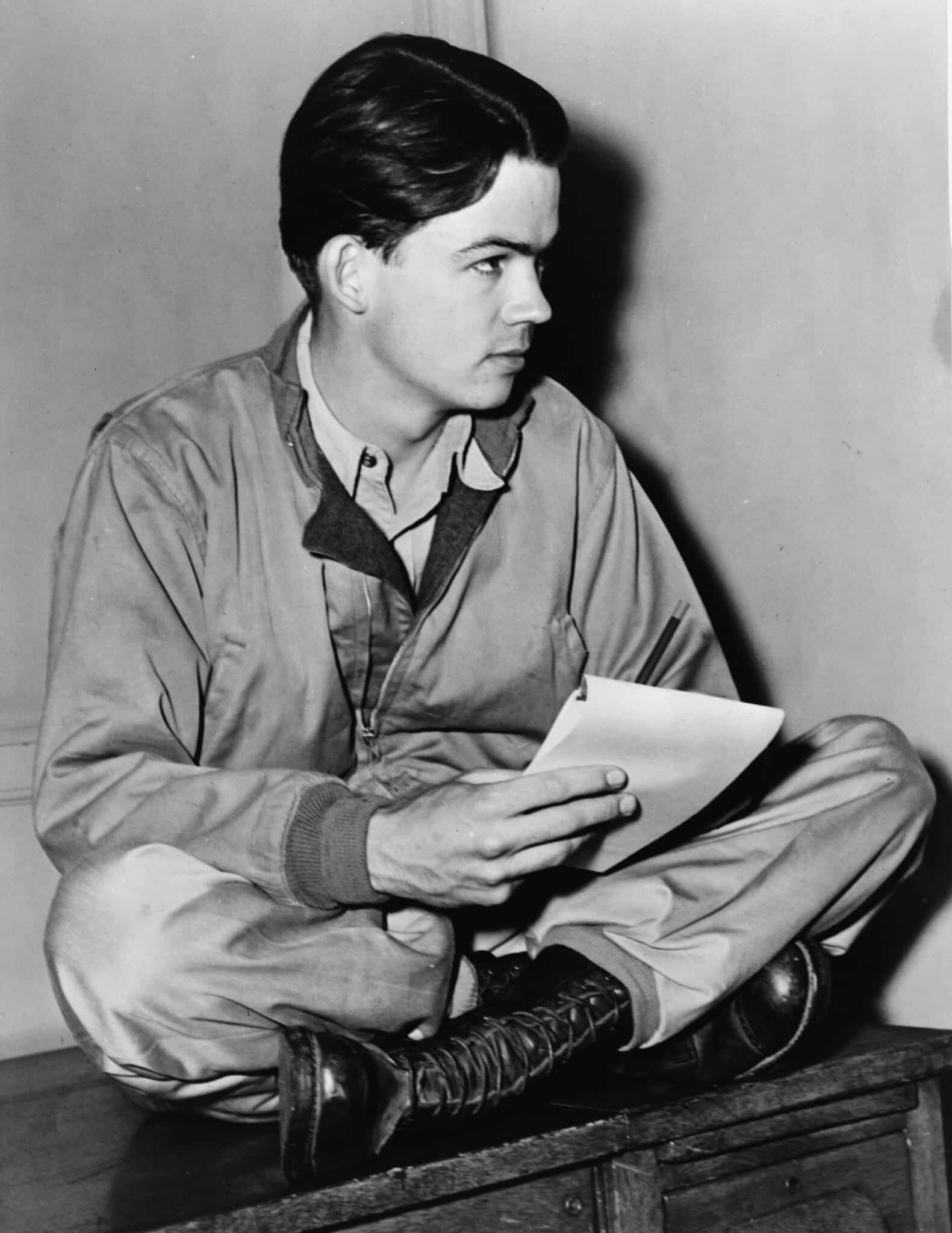 Bill Mauldin: The Soldier Who Drew the War - WW2 DOG TAGS